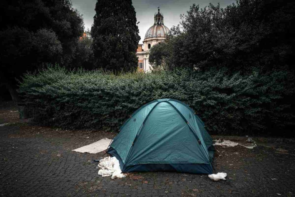 Rexal Ford svela i segreti di un matrimonio a Malta e le notti romane ...